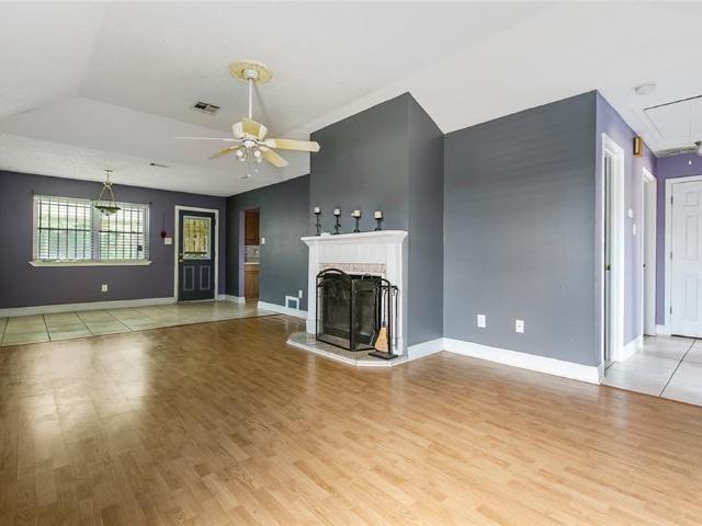6120 Erin Drive