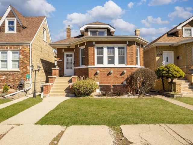 6120 W School St, Chicago, IL 60634