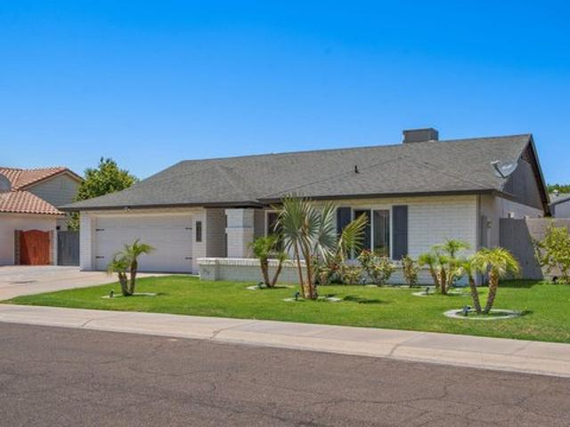 6120 W Shangri La Rd, Glendale, AZ 85304