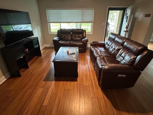 6120 9th Ave S, Gulfport, FL 33707 | MLS #R11139