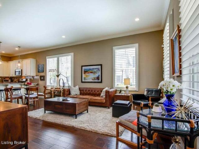 6121 Mistflower Cir