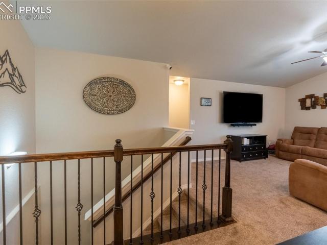 6121 Anders Ridge Lane