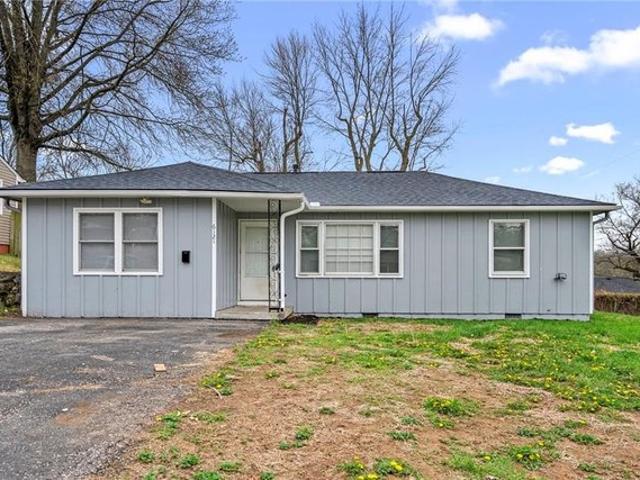 6121 Cleveland Ave, Kansas City, KS 66104