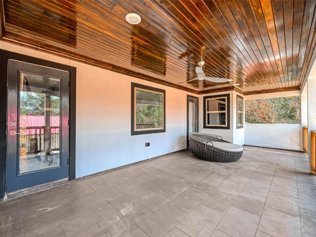 6121 County Road 225