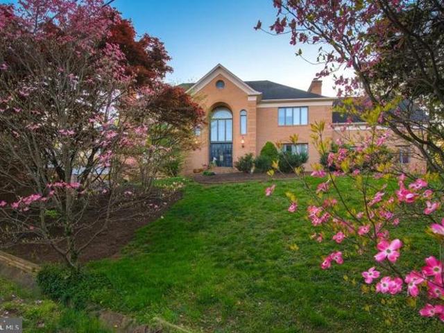 6121 Long Meadow Rd, McLean, VA 22101