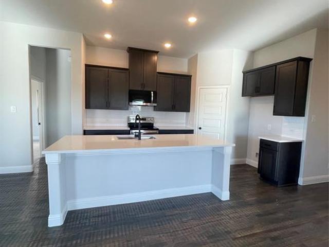 6121 Rodin Dr, Royse City, TX 75189 | MLS #21112 | Compass