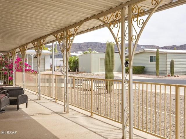 6121 W Flying M St, Tucson, AZ 85713