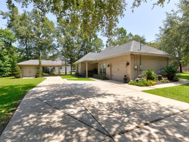 61221 Forest Drive