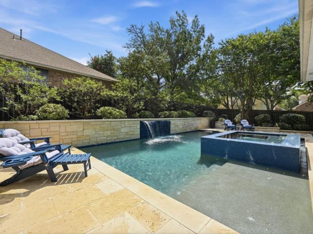 6122 Mordred Ln