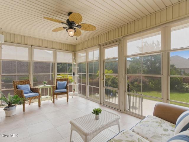 6122 Northshore Drive
