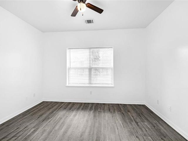 6122 W mount houston Road A/B/D