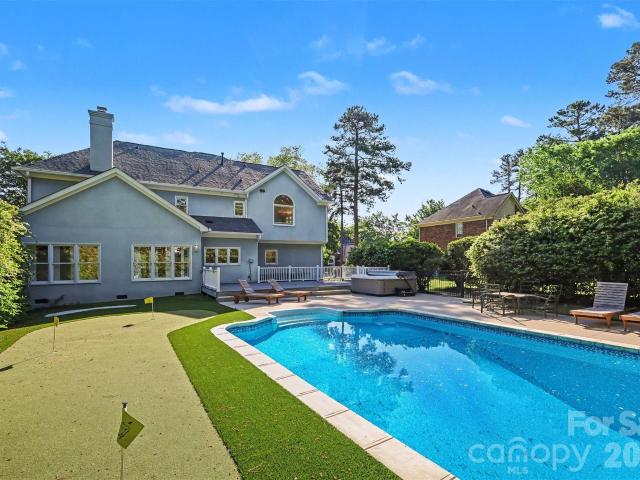 6123 Glen Manor Dr, Charlotte, NC 28269 | MLS #4368 | Compass