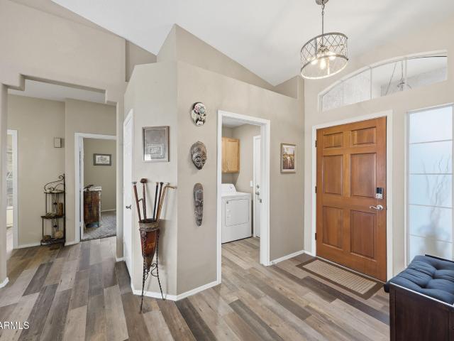 6123 w fallen leaf lane