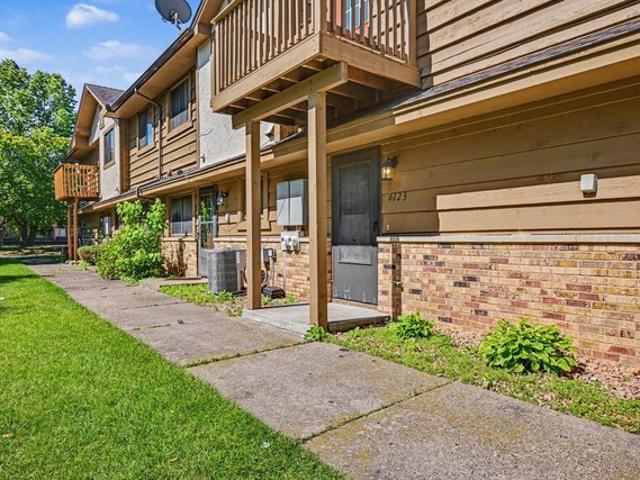 6123 78th Ave N, Brooklyn Park, MN 55443