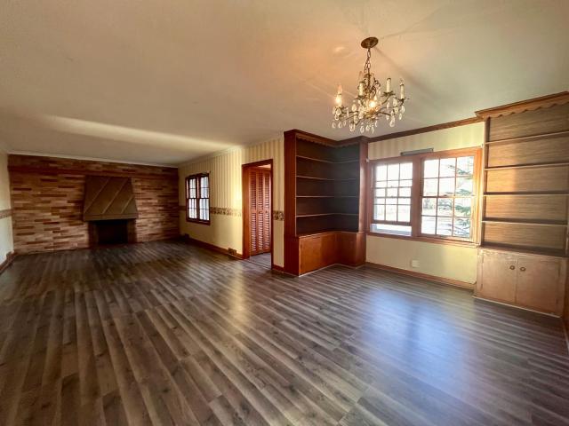 612 10th St SW, Willmar, MN 56201 | MLS #7044 | Compass