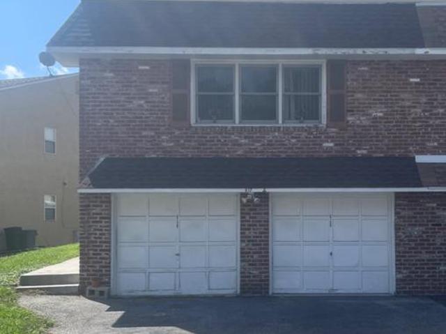 612 Country Lane