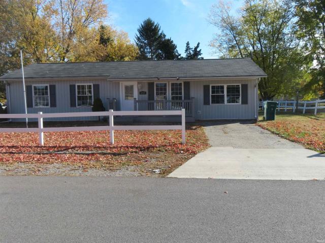 612 Carol Dr, Walton, IN 46994 | Compass