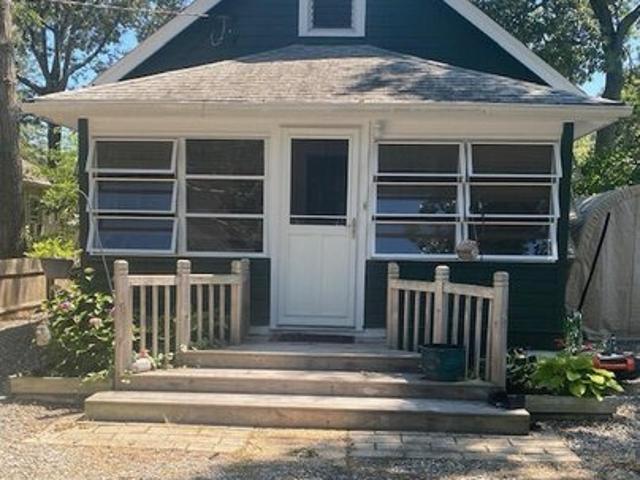 612 Anthony Ave, Toms River, NJ 08753