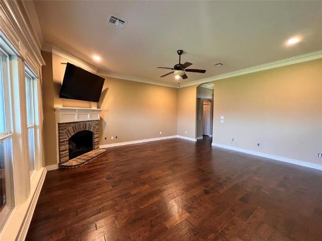 612 Bloomington Lane