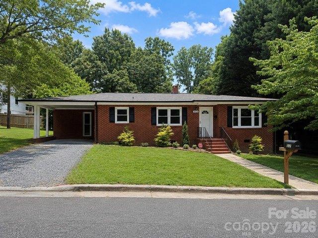 612 Brown Ave, Albemarle, NC 28001
