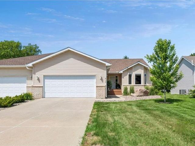 612 Butler Dr, Belle Plaine, MN 56011