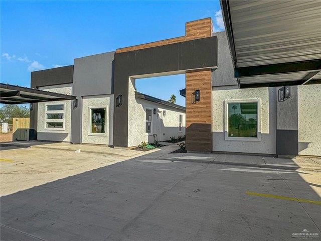612 Buccaneers Dr, Hidalgo, TX 78557