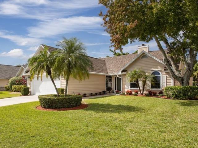 612 Dawson Dr, Melbourne, FL 32940