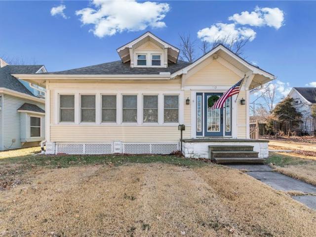 612 E 5th St, Cameron, MO 64429 | MLS #2595 | Compass