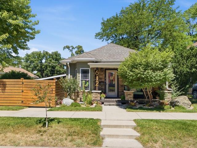 612 E 1st Ave, Mitchell, SD 57301