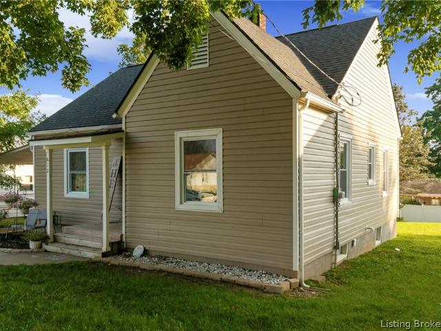 612 E Daisy Lane