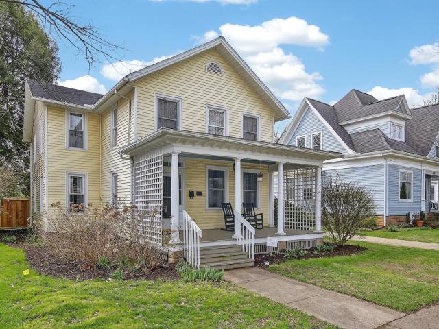 612 E High Street
