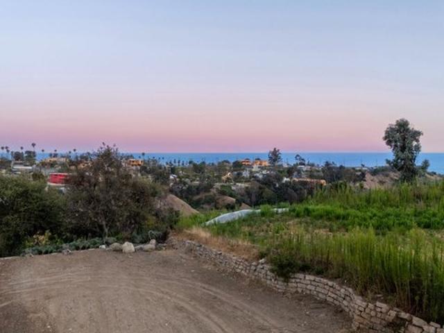 612 Erskine Dr, Pacific Palisades, CA 90272