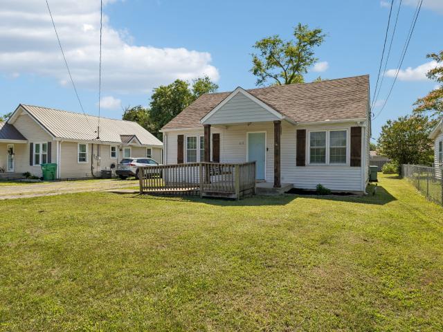 612 Fairview Ave
