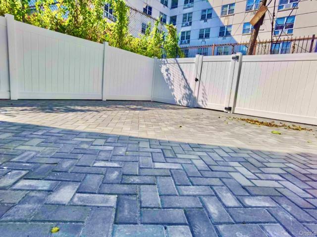 612 Jerome Street