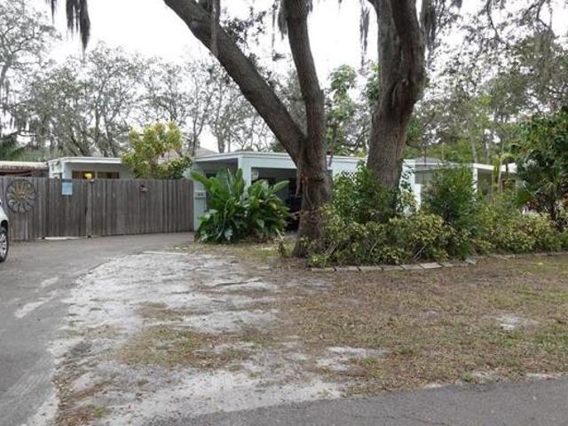 612 Oleander Way S, South Pasadena, FL 33707