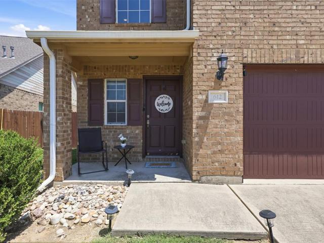 612 Lazy Crest Drive