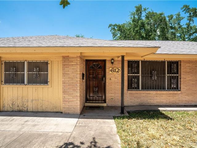 612 La Vista Avenue