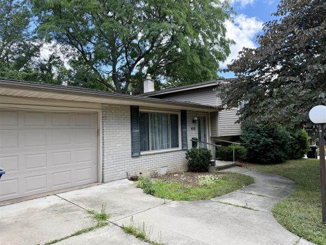 612 Leona Drive