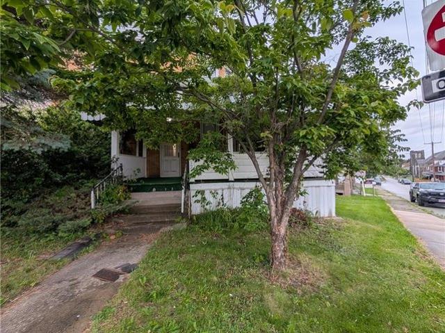 612 Morrell Ave, Connellsville, PA 15425