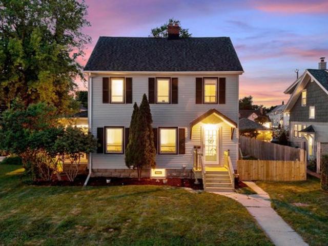 612 Marquette Ave, South Milwaukee, WI 53172