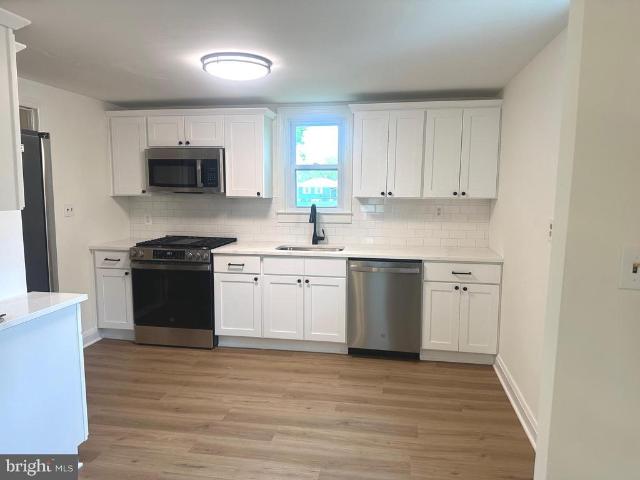 612 N Woodward Drive