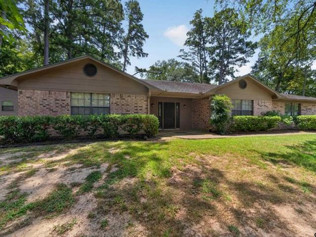 612 Northgate Dr, Hideaway, TX 75771