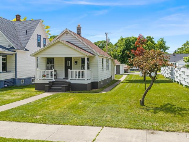 612 S 15TH Street