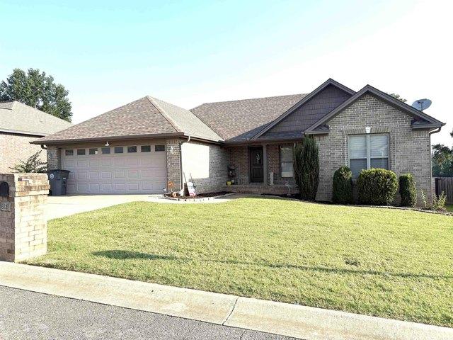 612 Sanibel St, Searcy, AR 72143