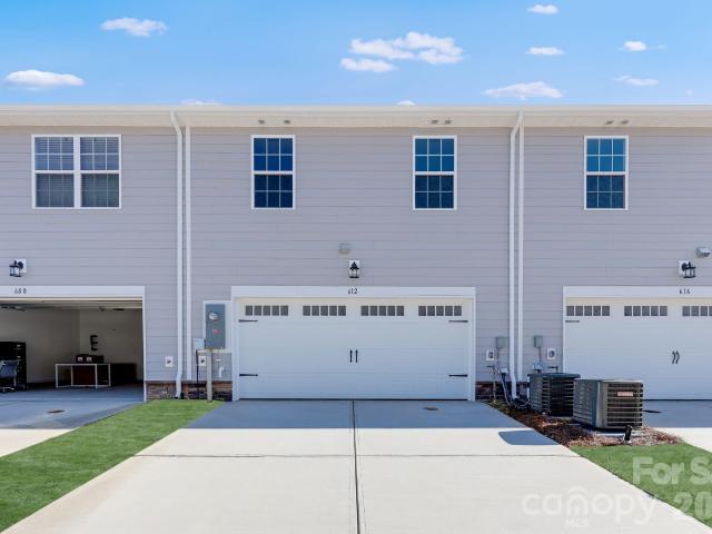 612 Sparano Loop, York, SC 29745 | MLS #4345 | Compass