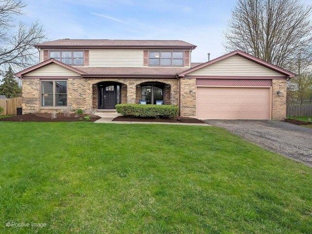612 Stuart Dr, Carol Stream, IL 60188