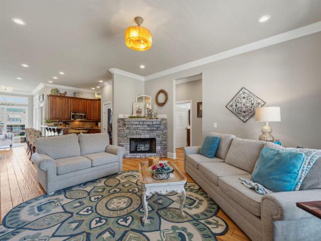 612 Sunset Valley Drive