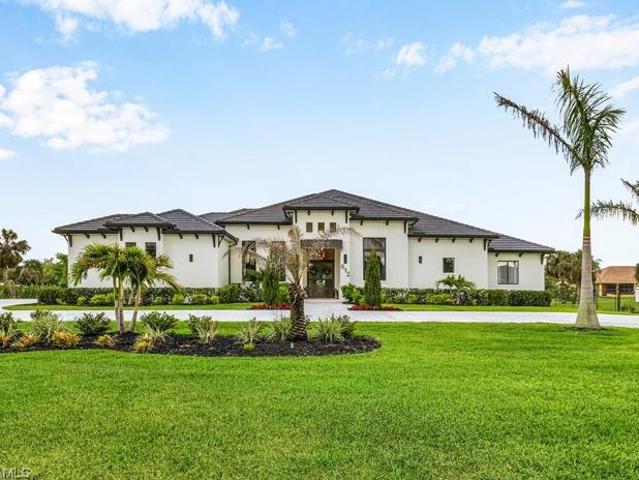 612 Poinsettia Ave, Lehigh Acres, FL 33972