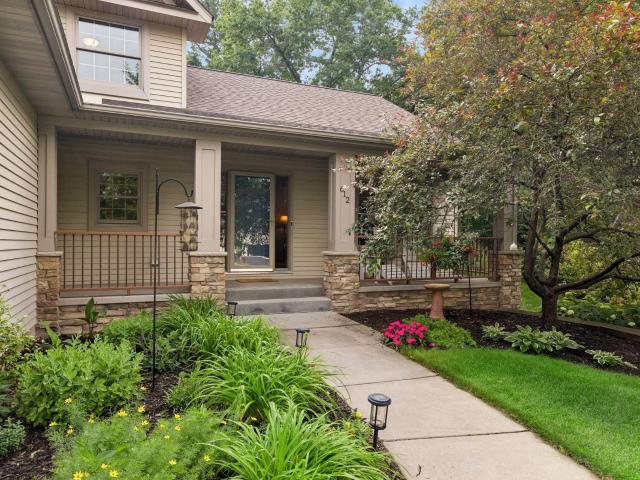 612 Park View Court