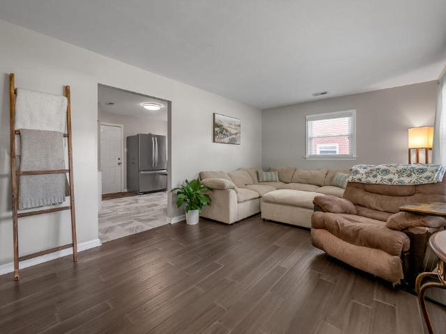 612 Parkside Drive
